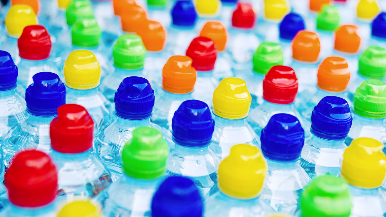 Como é feita a garrafa PET? - Eplast