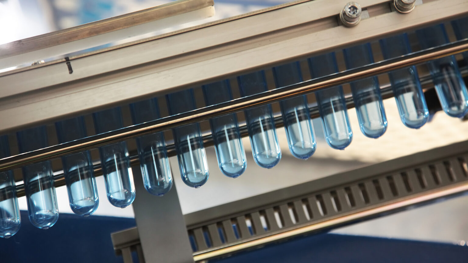 O que é pré-forma PET? - Eplast